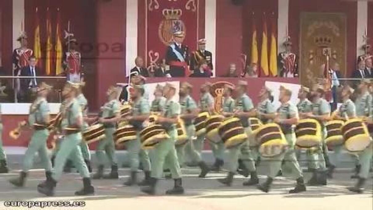 'Pablo', la cabra de la Legión en el desfile del Día de la Hispanidad.mp4